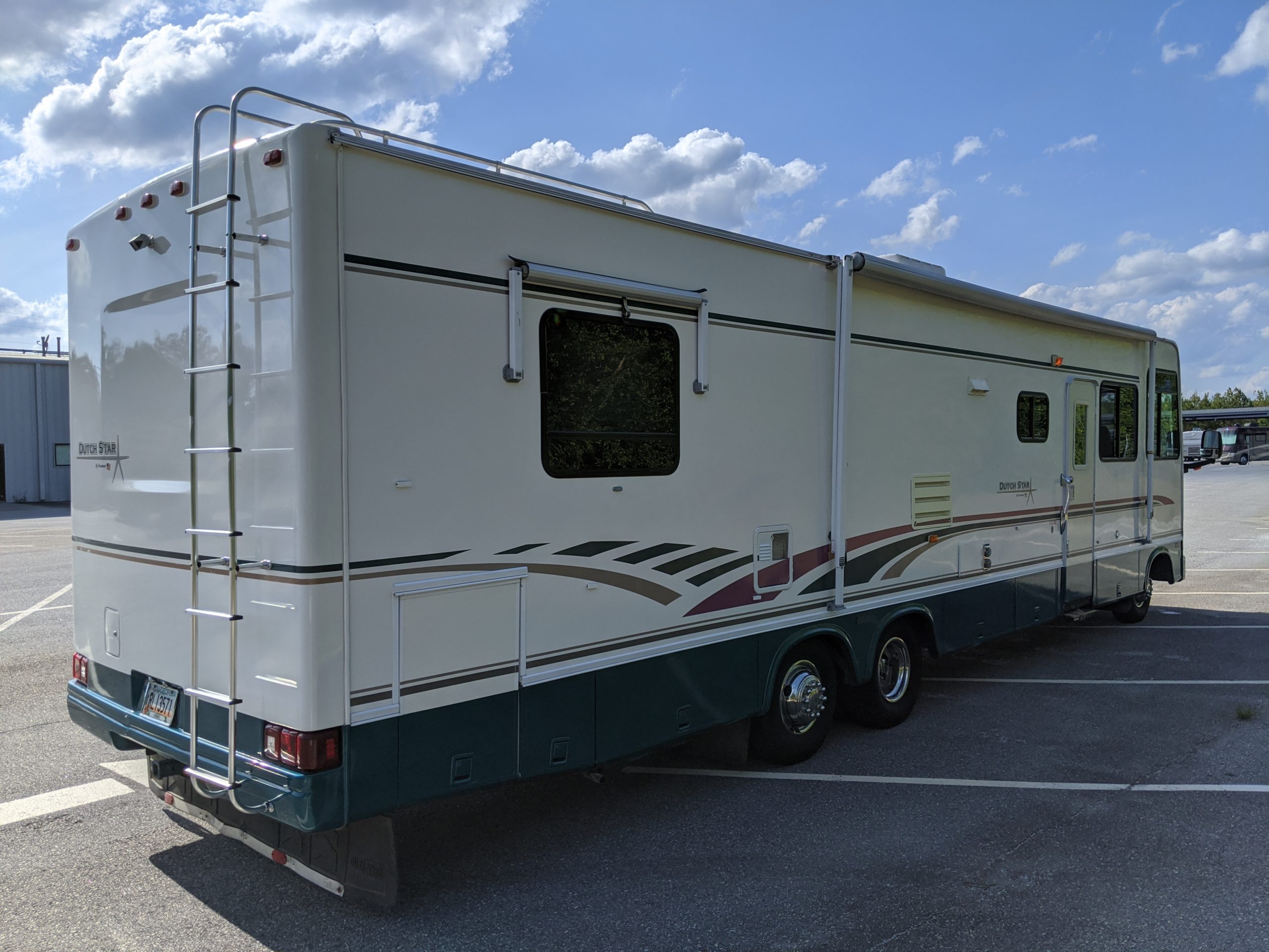 About “The Dixie Cup” RV – The Dixie Cup RV